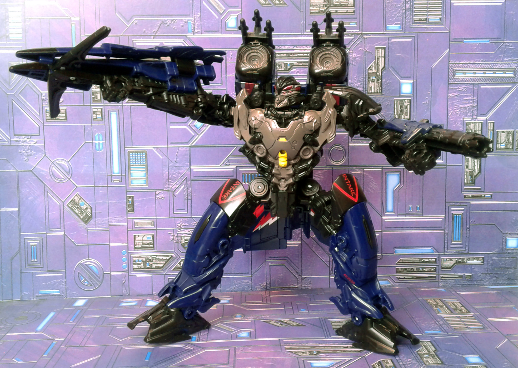 Foto Reseña: Studio Series SS-09 Thundercracker – Cybertron 21