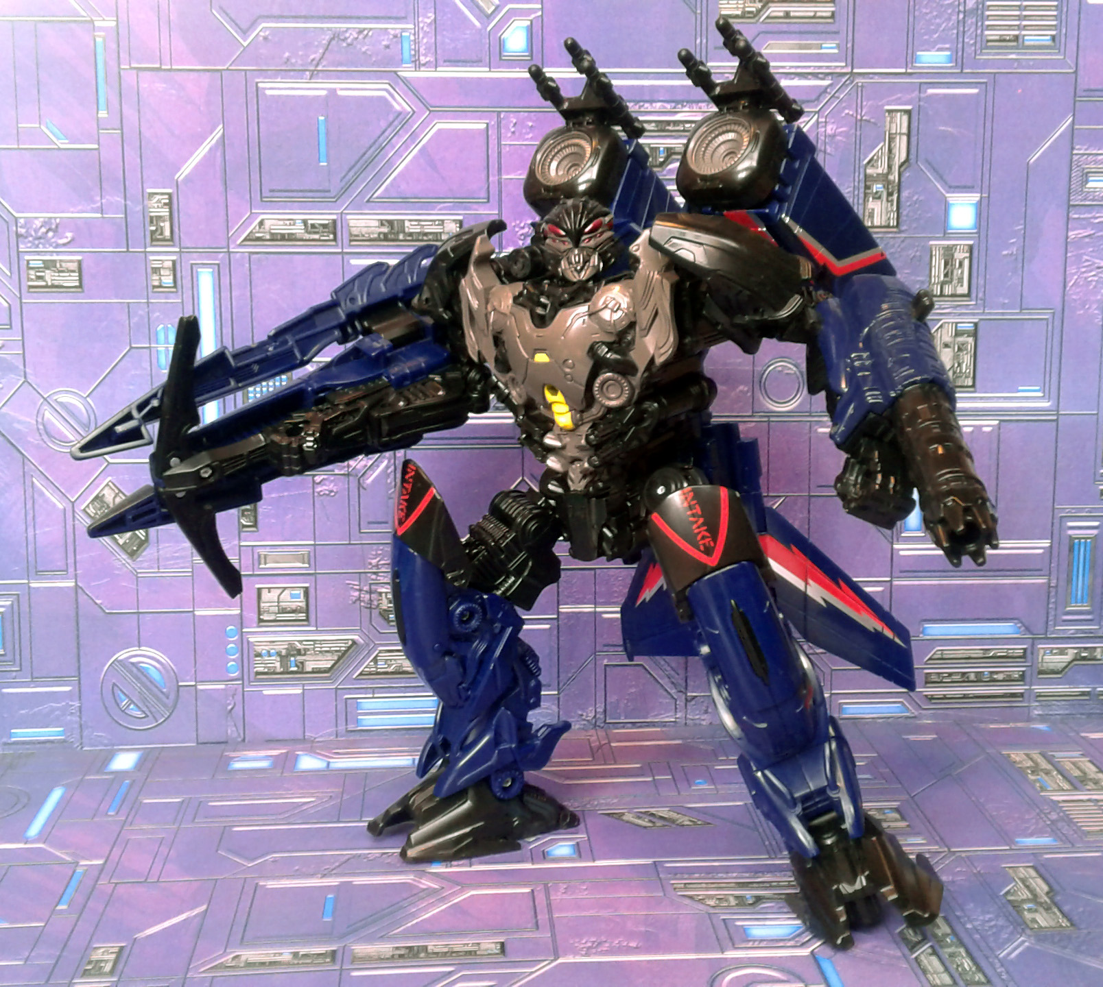 Foto Reseña: Studio Series SS-09 Thundercracker – Cybertron 21