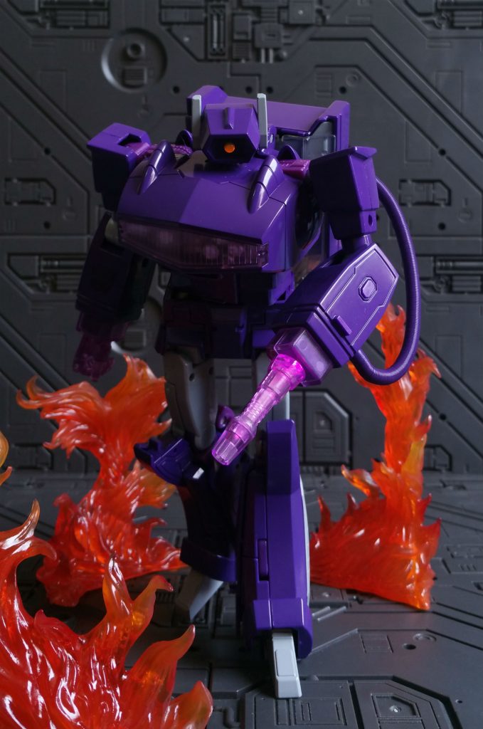 Foto Reseña: Transformers Masterpiece MP-29+ Destron Laserwave ...