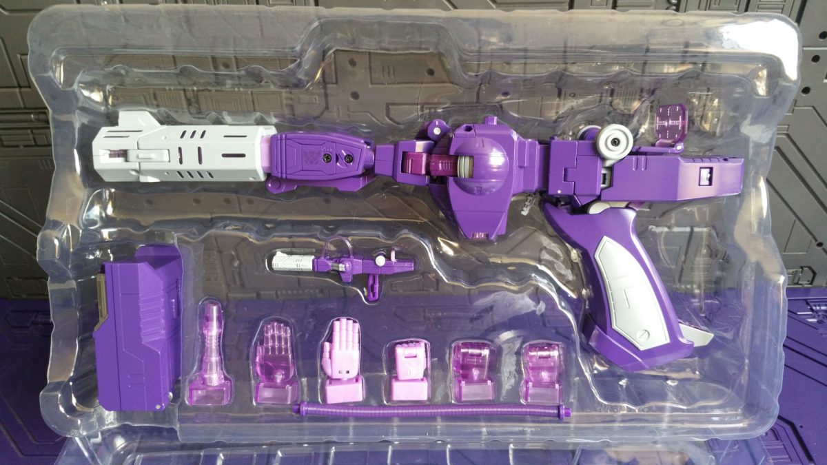 Foto Reseña: Transformers Masterpiece MP-29+ Destron Laserwave ...