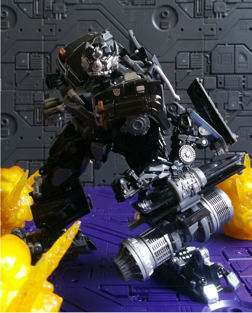 Foto Reseña: Transformers Masterpiece Movie Series MPM-06 Ironhide ...