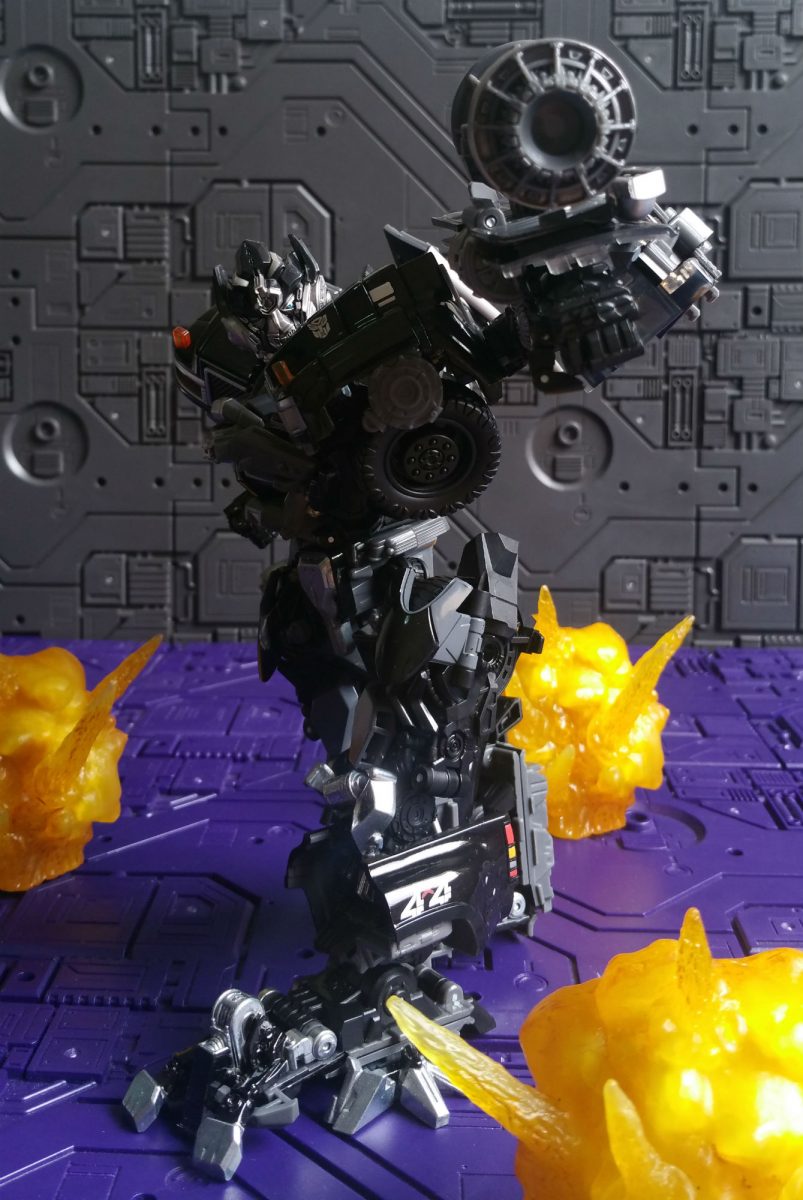 Foto Reseña: Transformers Masterpiece Movie Series MPM-06 Ironhide ...