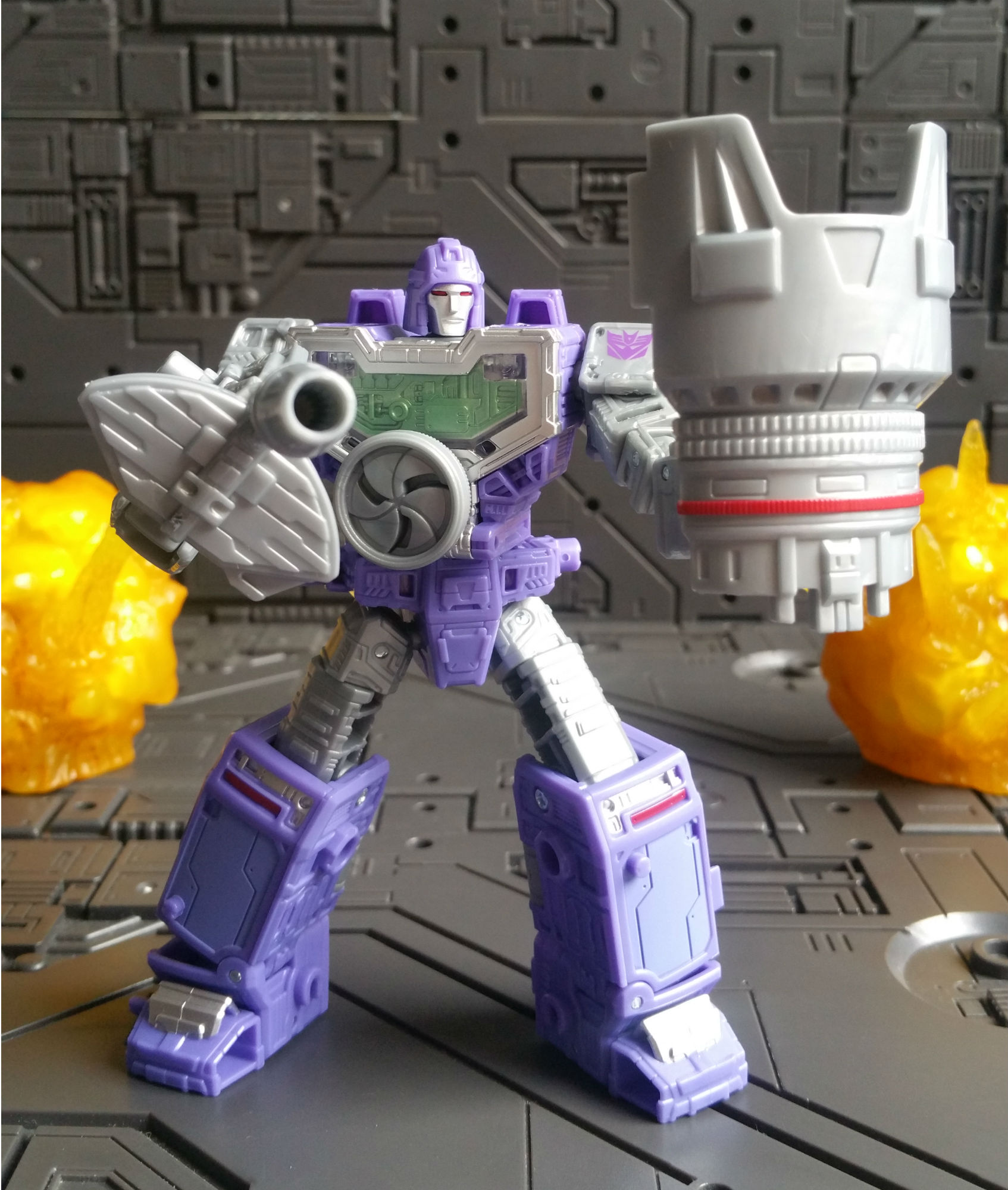 Foto Reseña: Transformers WFC Siege SG-28 Deluxe Class Refraktor ...