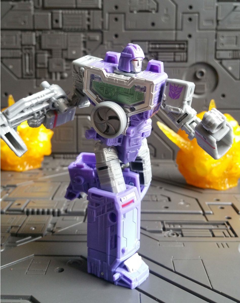 Foto Reseña: Transformers WFC Siege SG-28 Deluxe Class Refraktor ...