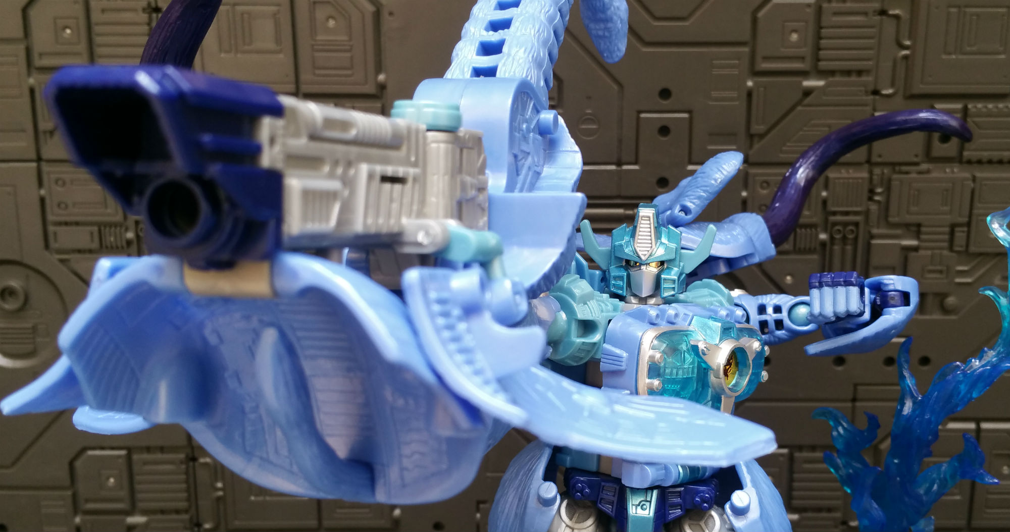 Foto Reseña: Transformers Legends LG-EX Blue Big Convoy (Takara Tomy ...