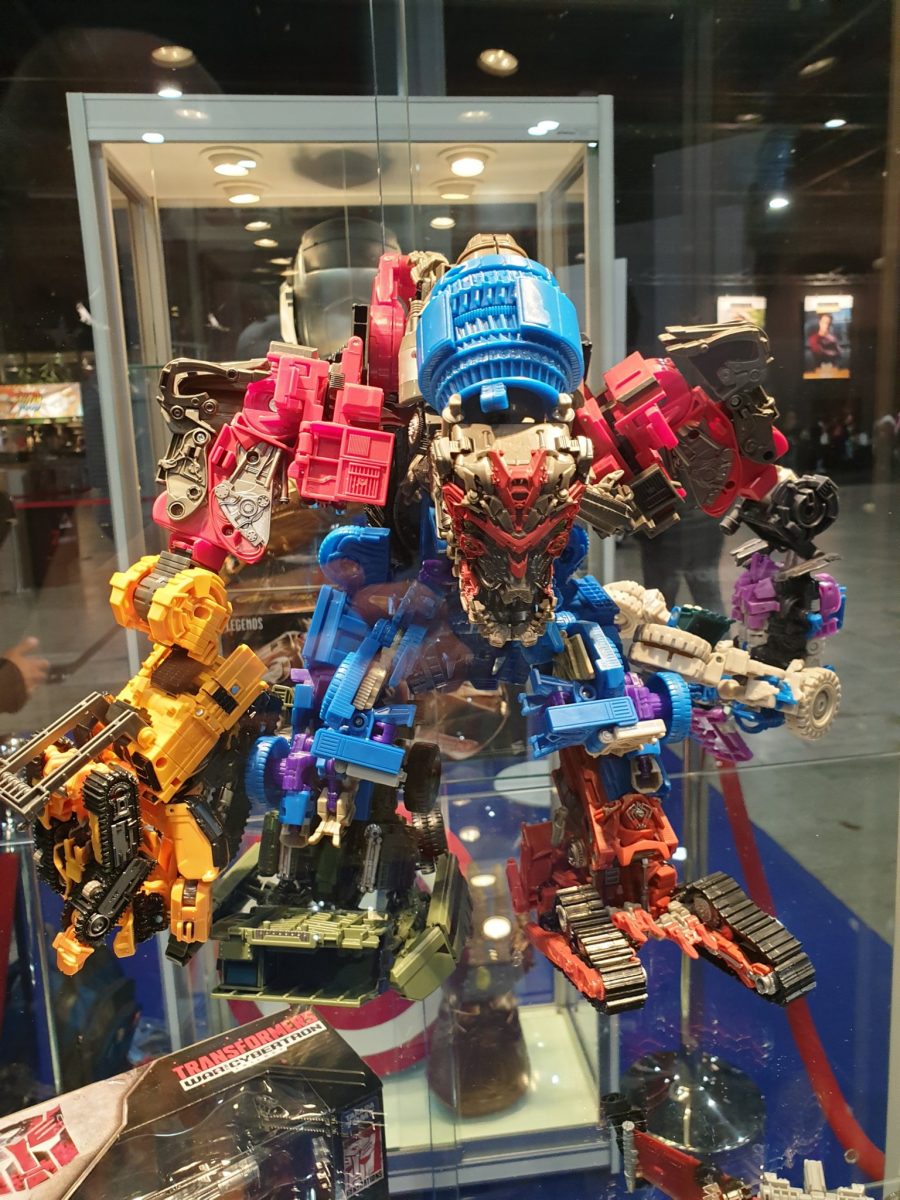 Foto Reseña: Transformers Studio Series Devastator – Cybertron 21