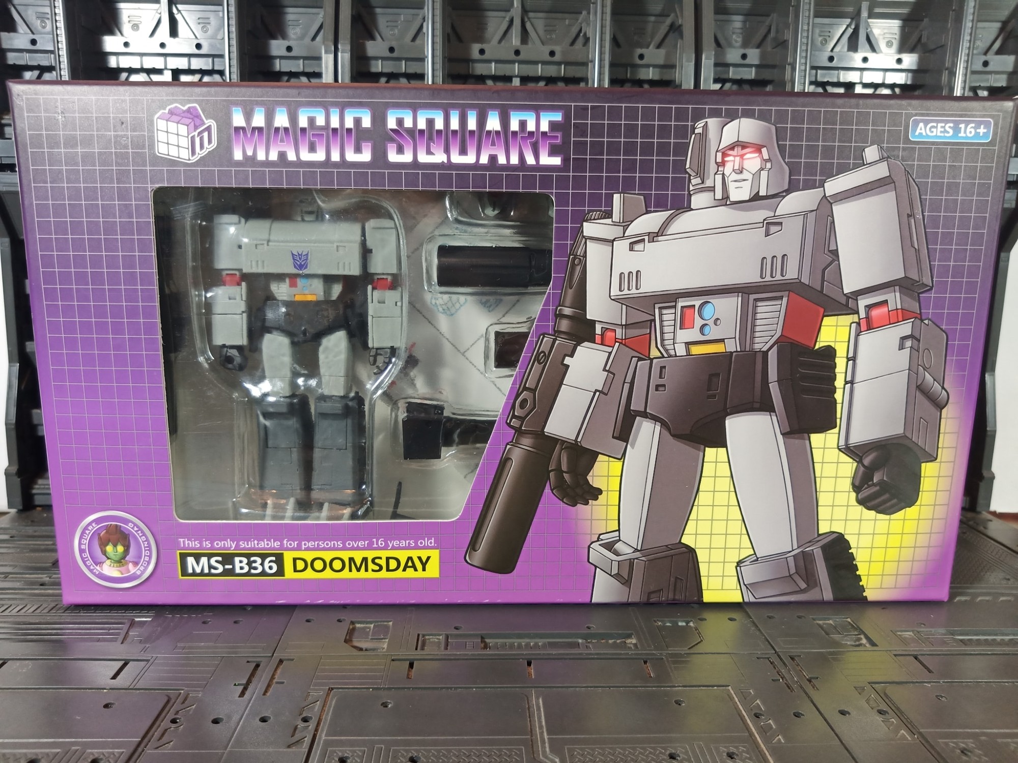 Foto Reseña: Magic Square MS-B36 Doomsday (Megatron G1) – Cybertron 21