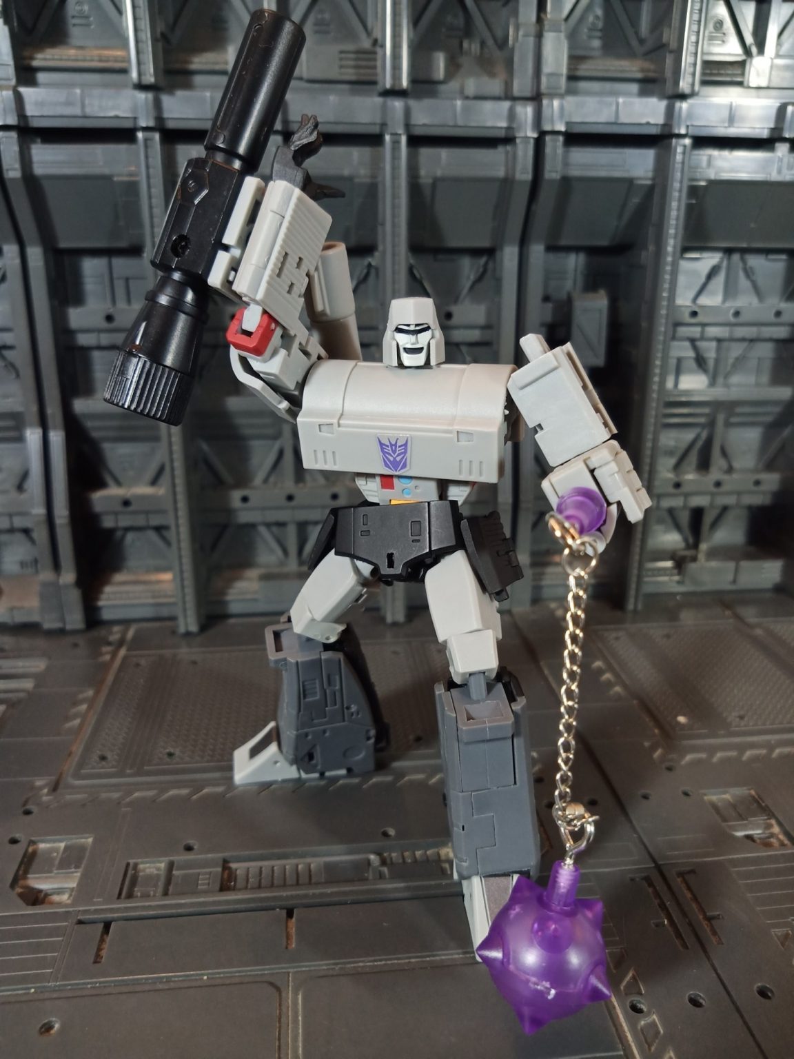 Foto Reseña: Magic Square MS-B36 Doomsday (Megatron G1) – Cybertron 21
