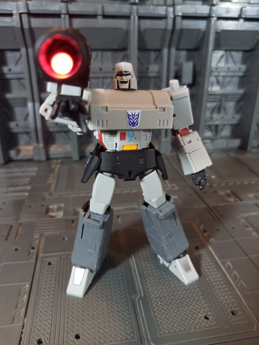 Foto Reseña: Magic Square MS-B36 Doomsday (Megatron G1) – Cybertron 21