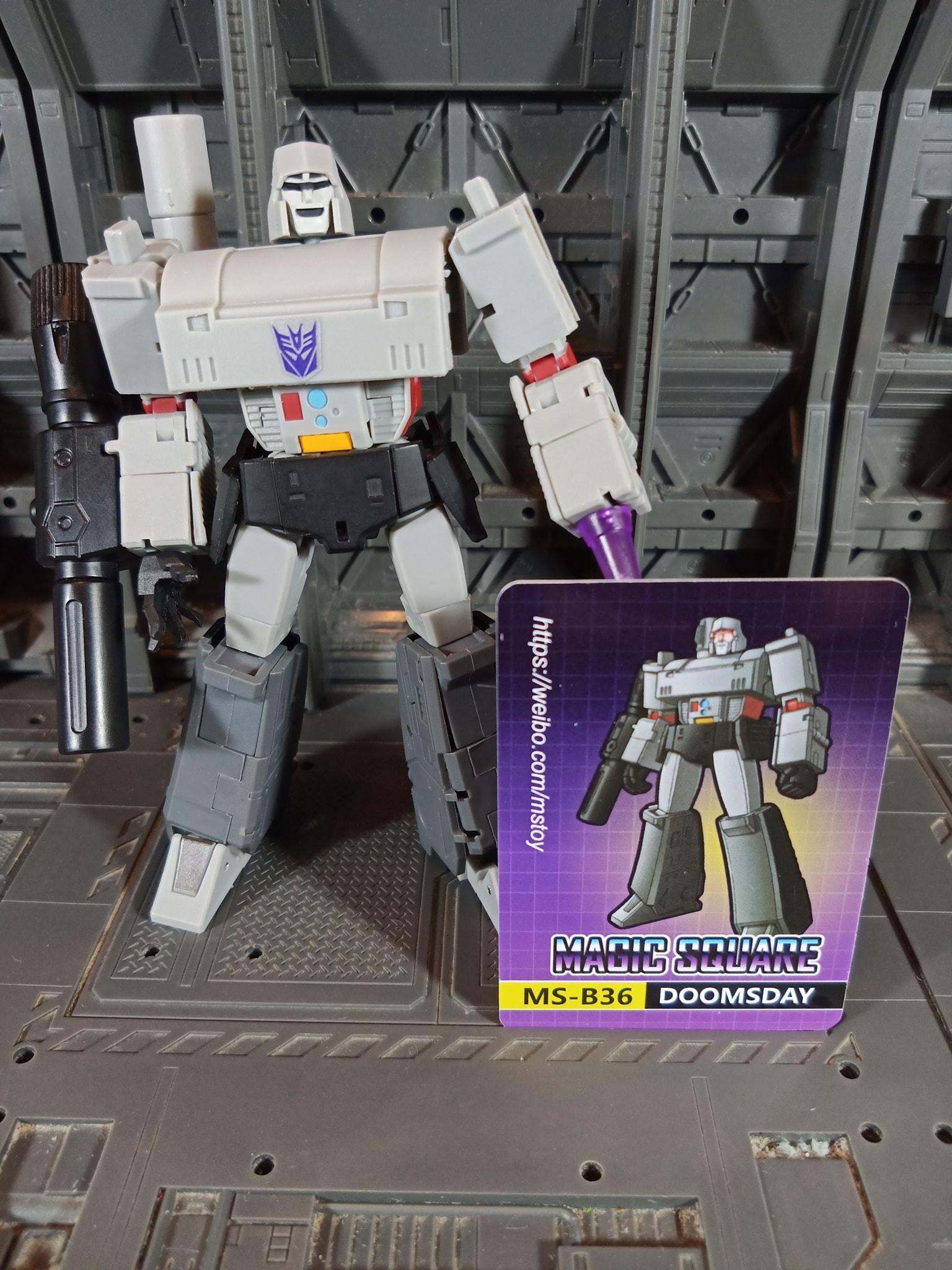 Foto Reseña: Magic Square MS-B36 Doomsday (Megatron G1) – Cybertron 21