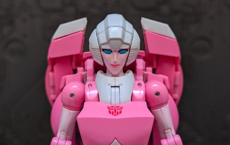 Foto Reseña: Transformers Masterpiece MP-51 Arcee (Takara Tomy ...