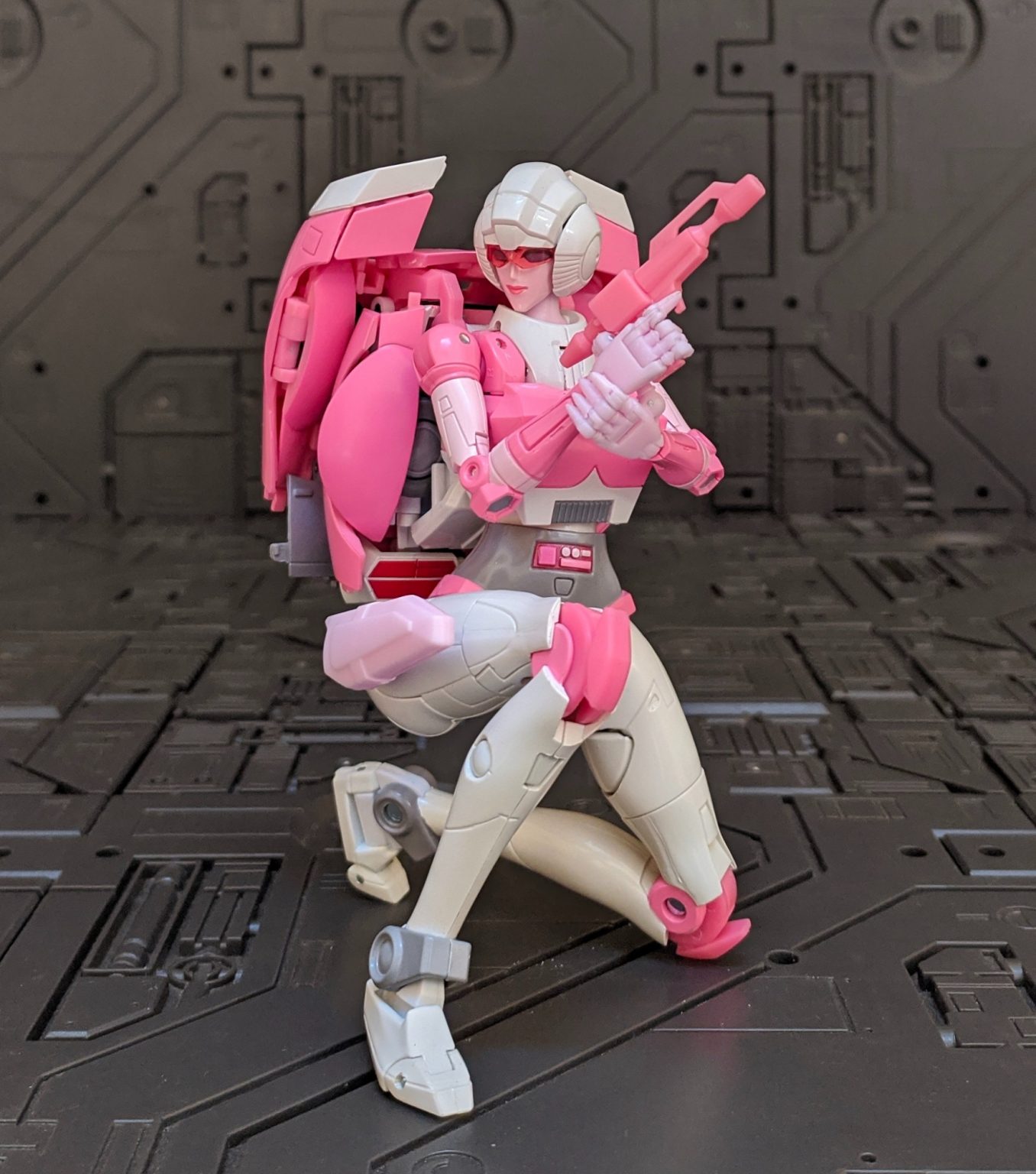 Foto Reseña: Transformers Masterpiece MP-51 Arcee (Takara Tomy ...