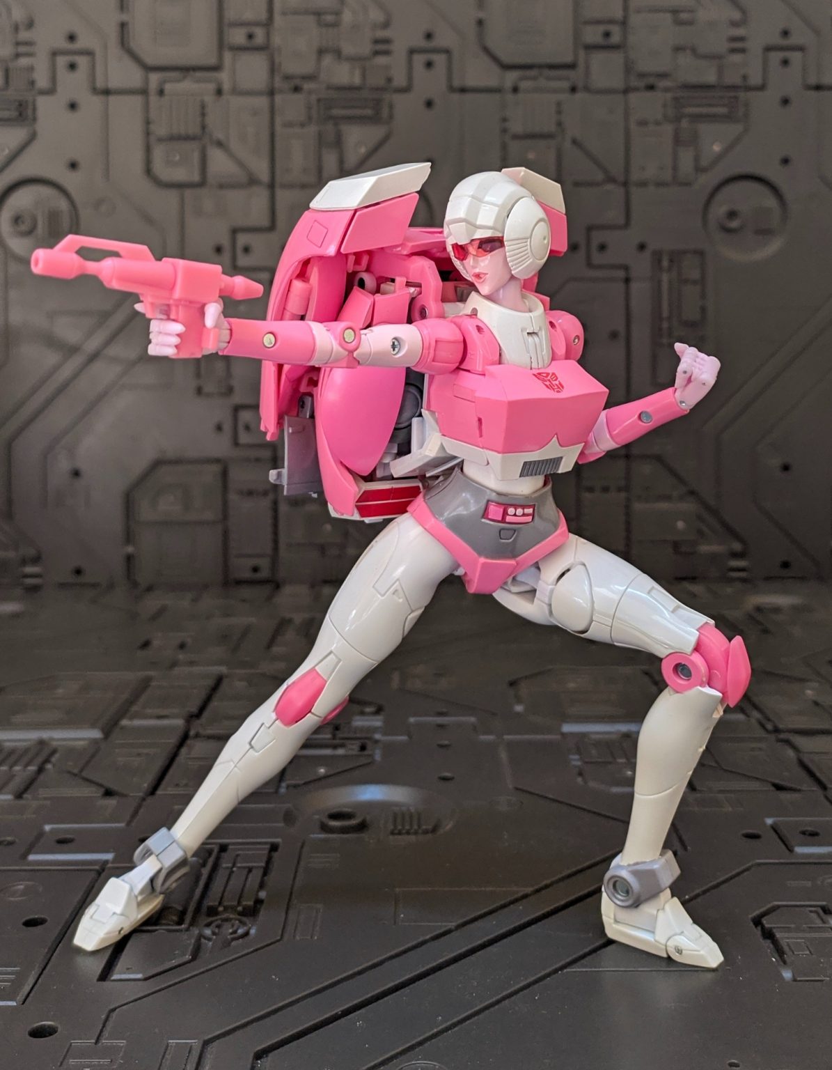 Foto Reseña: Transformers Masterpiece MP-51 Arcee (Takara Tomy ...