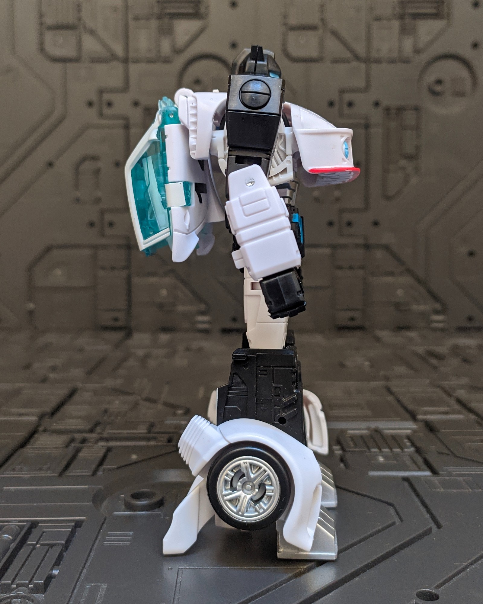 Foto Reseña: Trasformers Studio Series SS86-01 Deluxe Class Jazz ...