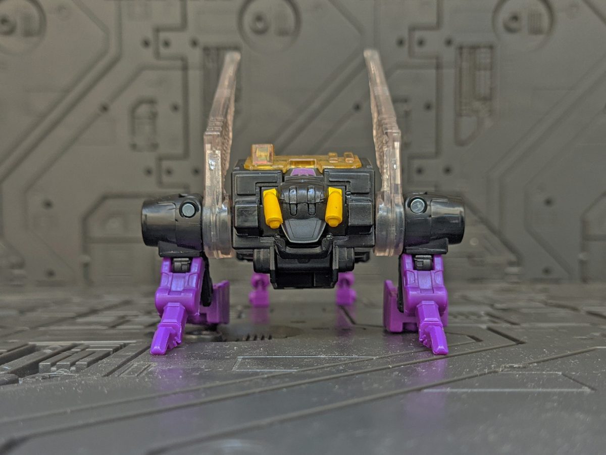 Foto Reseña: Transformers Legacy Deluxe Class Insecticon Kickback ...