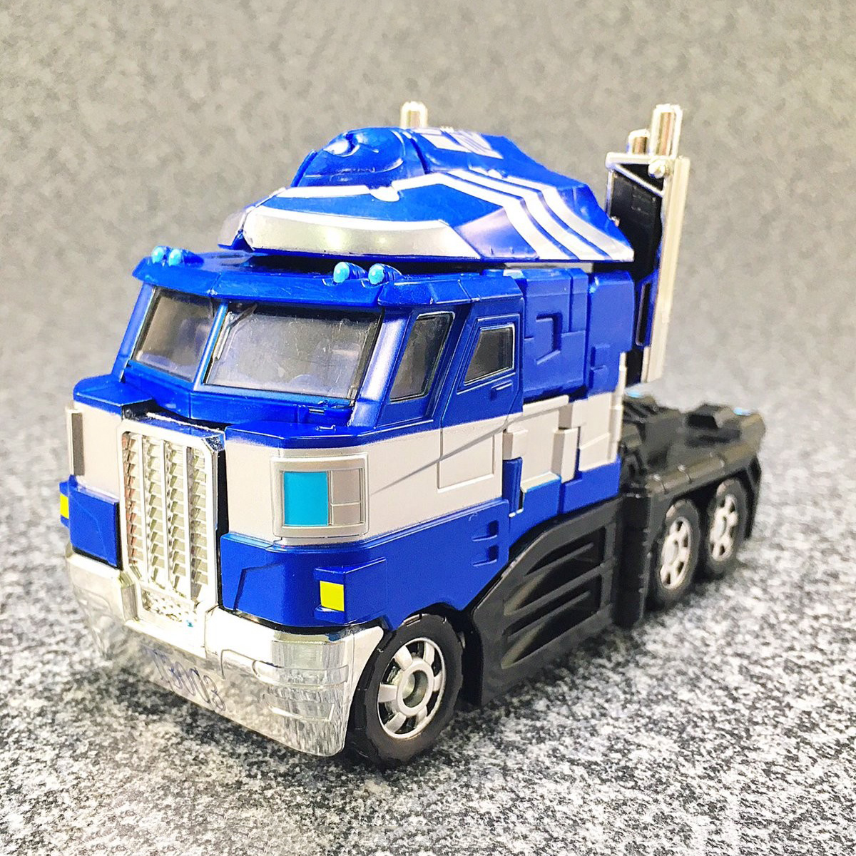 Transformers Legends Manga – Spin Off Magna Convoy (Precuela ...