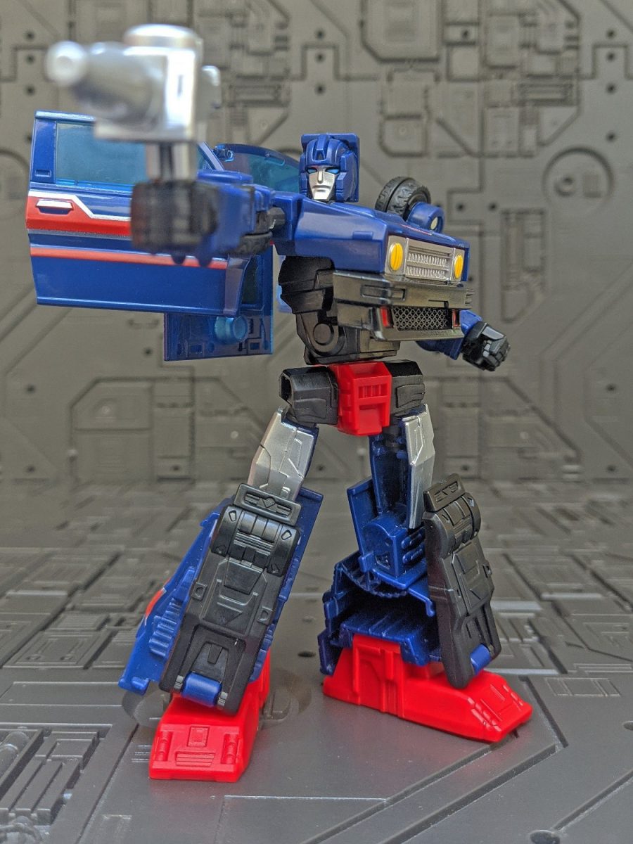 Foto Reseña: Transformers Legacy Deluxe Class Skids – Cybertron 21