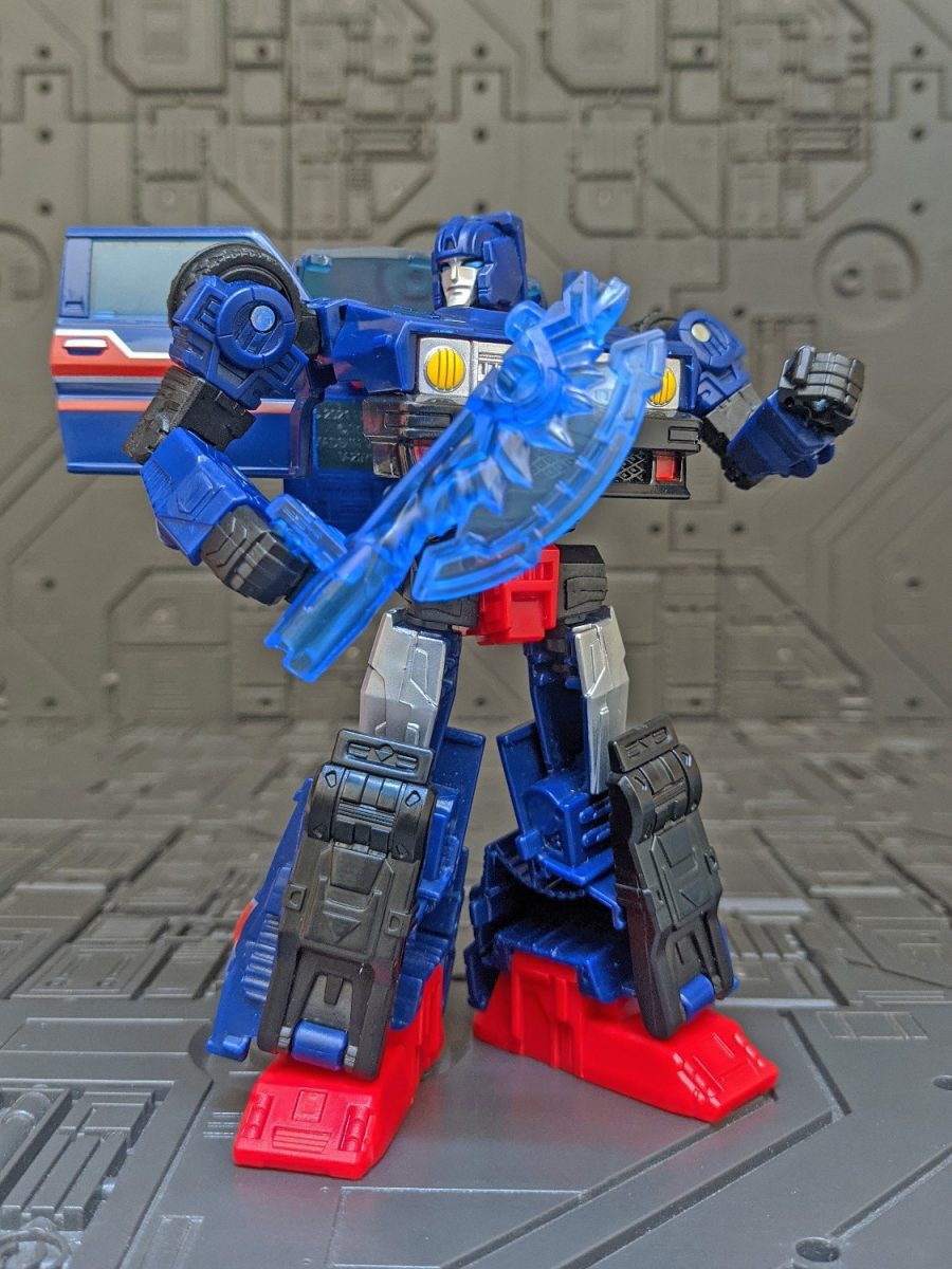 Foto Reseña: Transformers Legacy Deluxe Class Skids – Cybertron 21