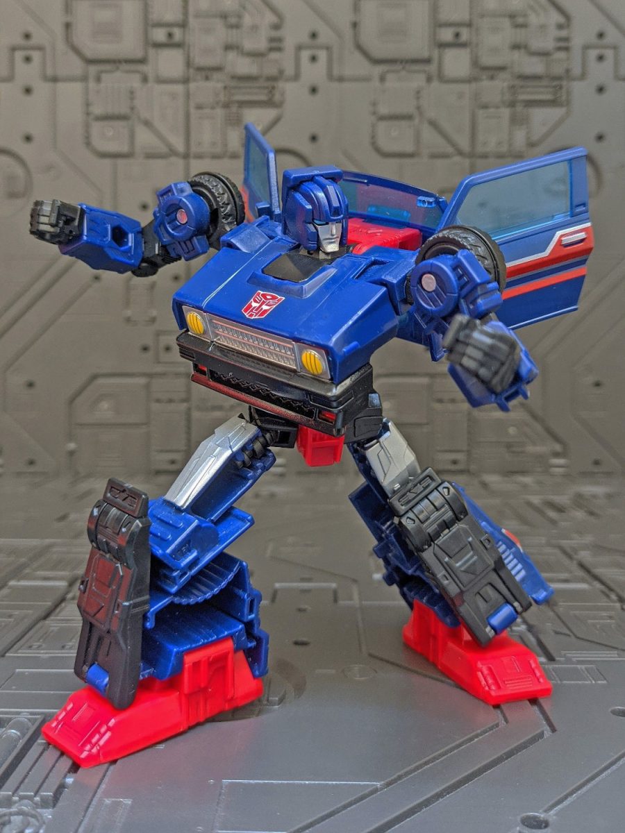 Foto Reseña: Transformers Legacy Deluxe Class Skids – Cybertron 21