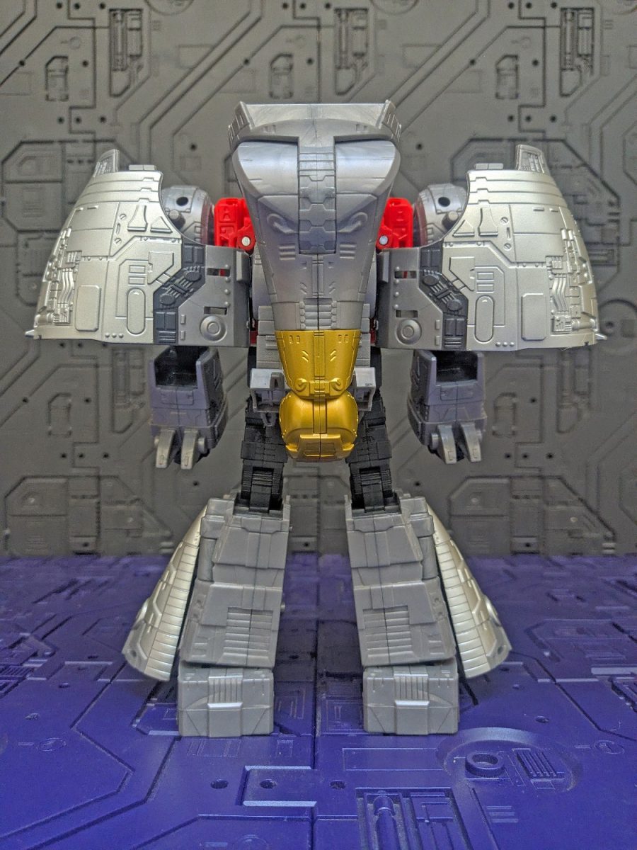 Foto Reseña: Trasformers Studio Series SS-89 Leader Class Dinobot Sludge – Cybertron 21