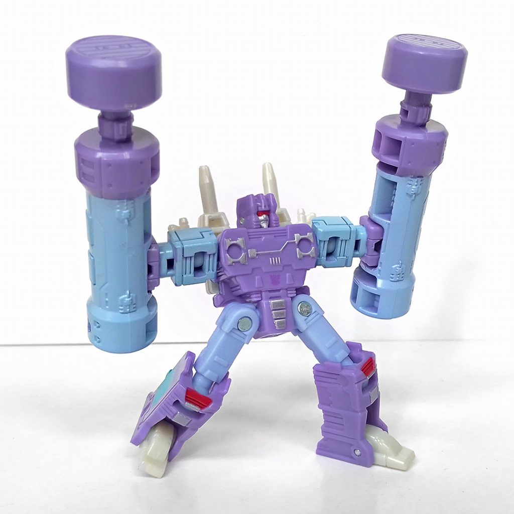 Foto Reseña: Studio Series Core Class Rumble (El Azulito) – Cybertron 21