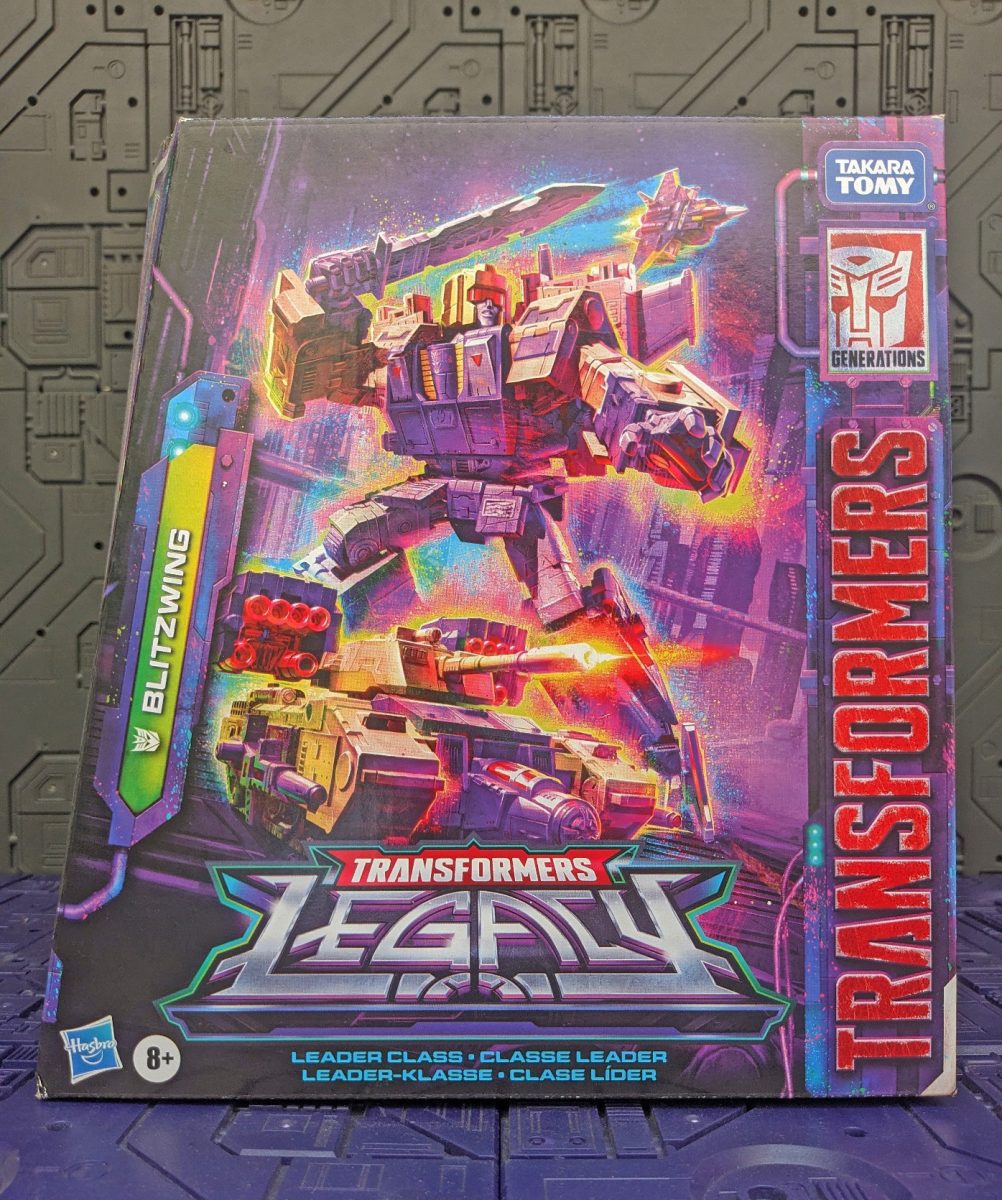 Foto Reseña: Transformers Legacy Leader Class Blitzwing – Cybertron 21
