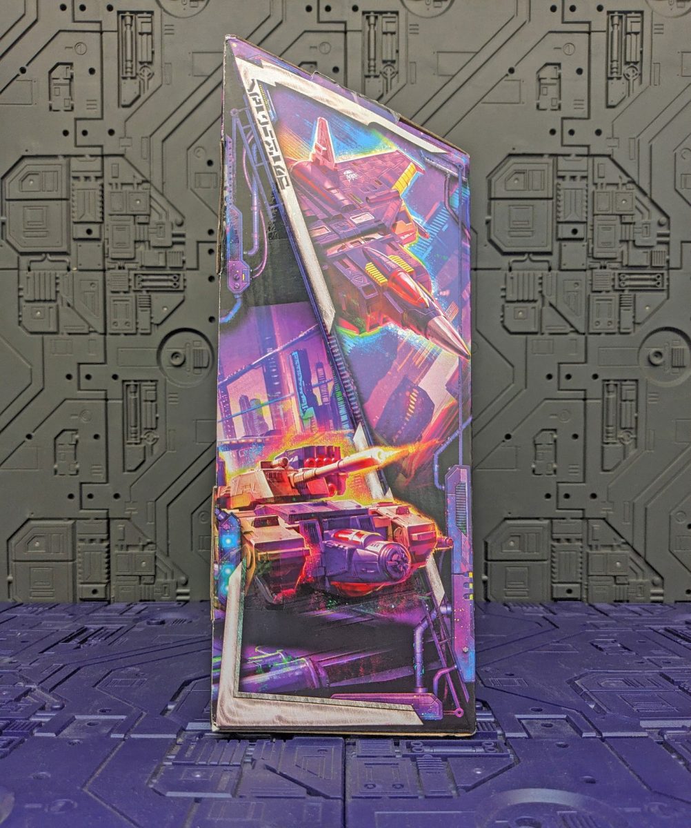 Foto Reseña: Transformers Legacy Leader Class Blitzwing – Cybertron 21