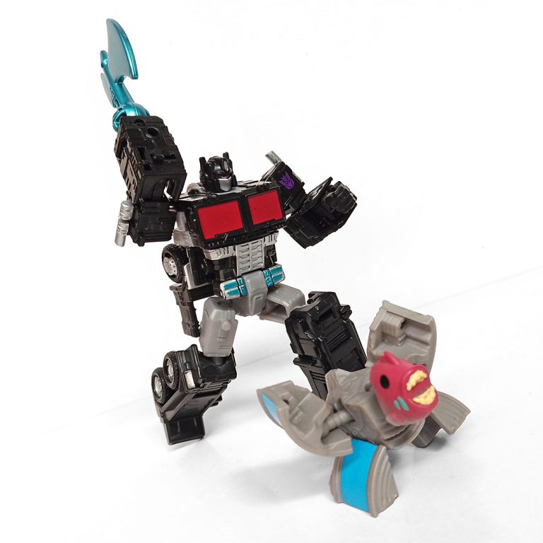 Foto Reseña: Legacy: Evolution Core Class Nemesis Prime – Cybertron 21