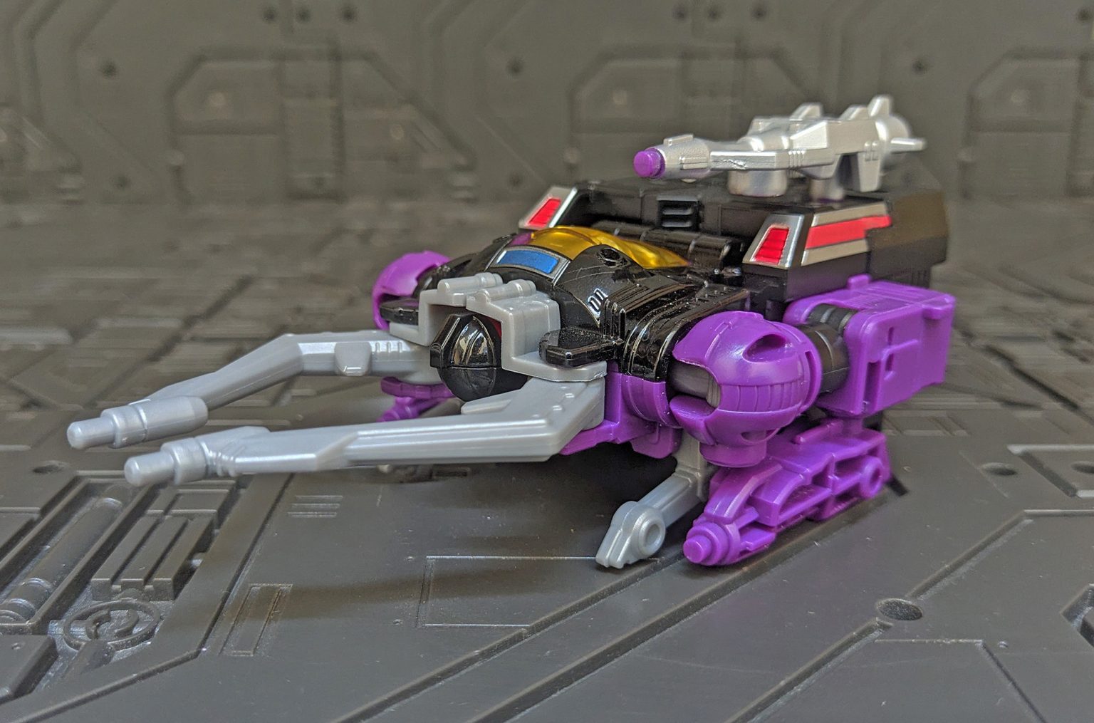 Foto Reseña: Transformers Legacy Evolution Deluxe Class Insecticon ...