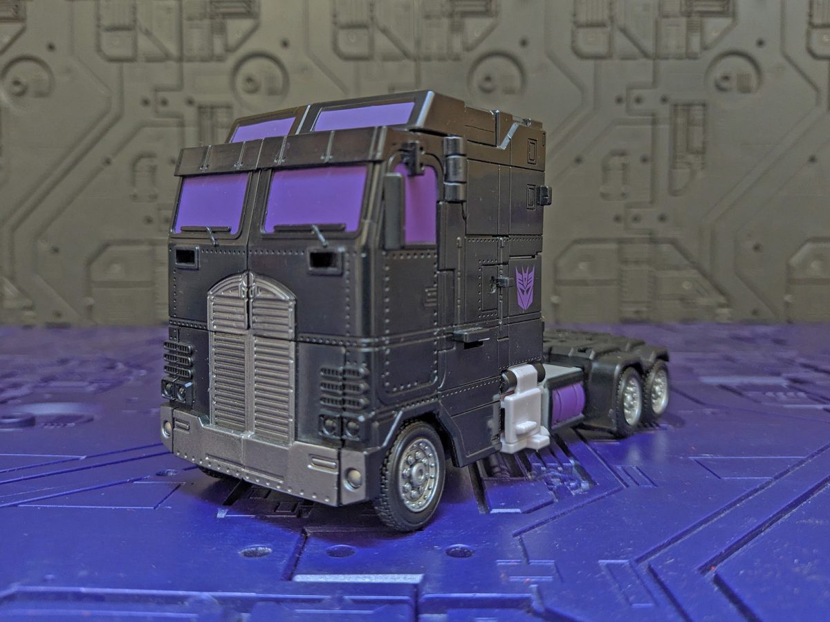 Foto Reseña: Transformers Legacy TL-13 Commander Class Stunticon ...