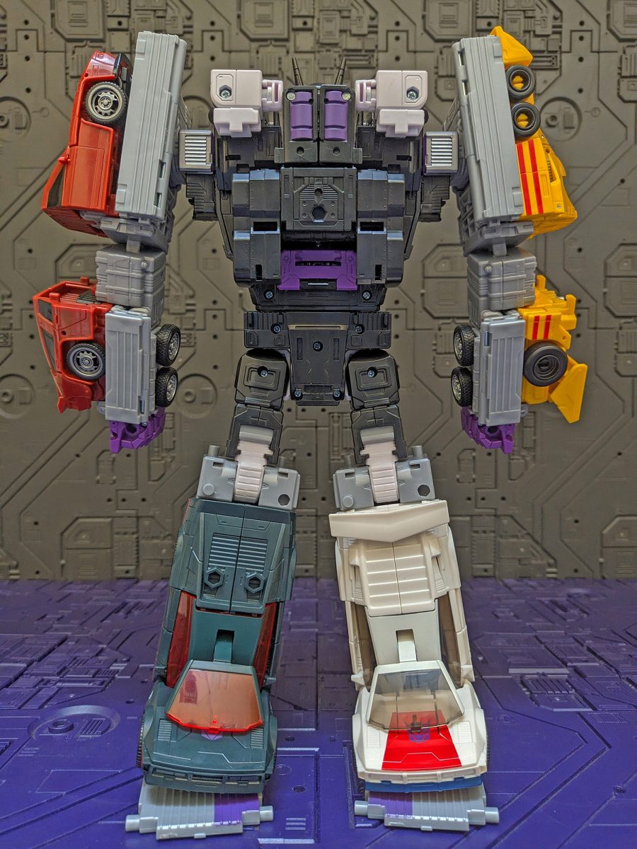 Foto Reseña: Transformers Legacy Menasor – Cybertron 21