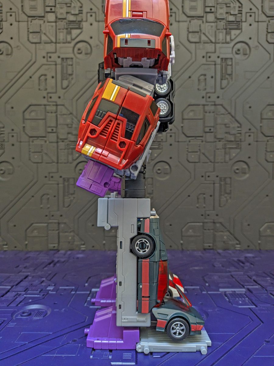 Foto Reseña: Transformers Legacy Menasor – Cybertron 21