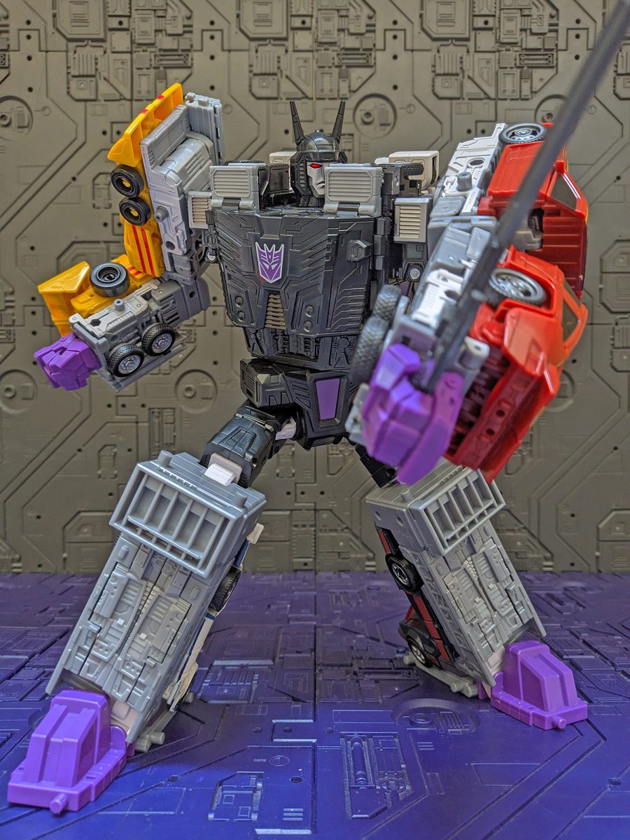 Foto Reseña: Transformers Legacy Menasor – Cybertron 21