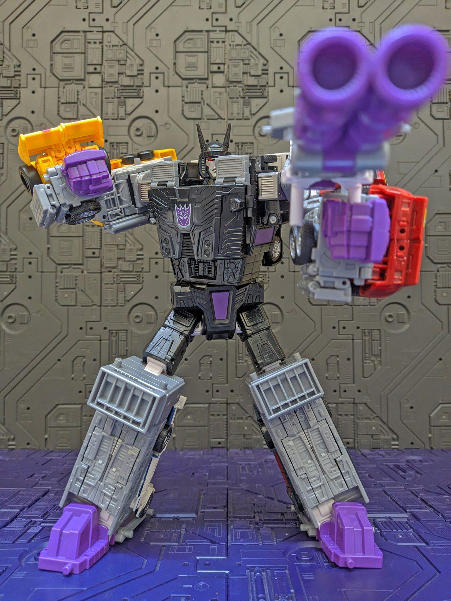 Foto Reseña: Transformers Legacy Menasor – Cybertron 21