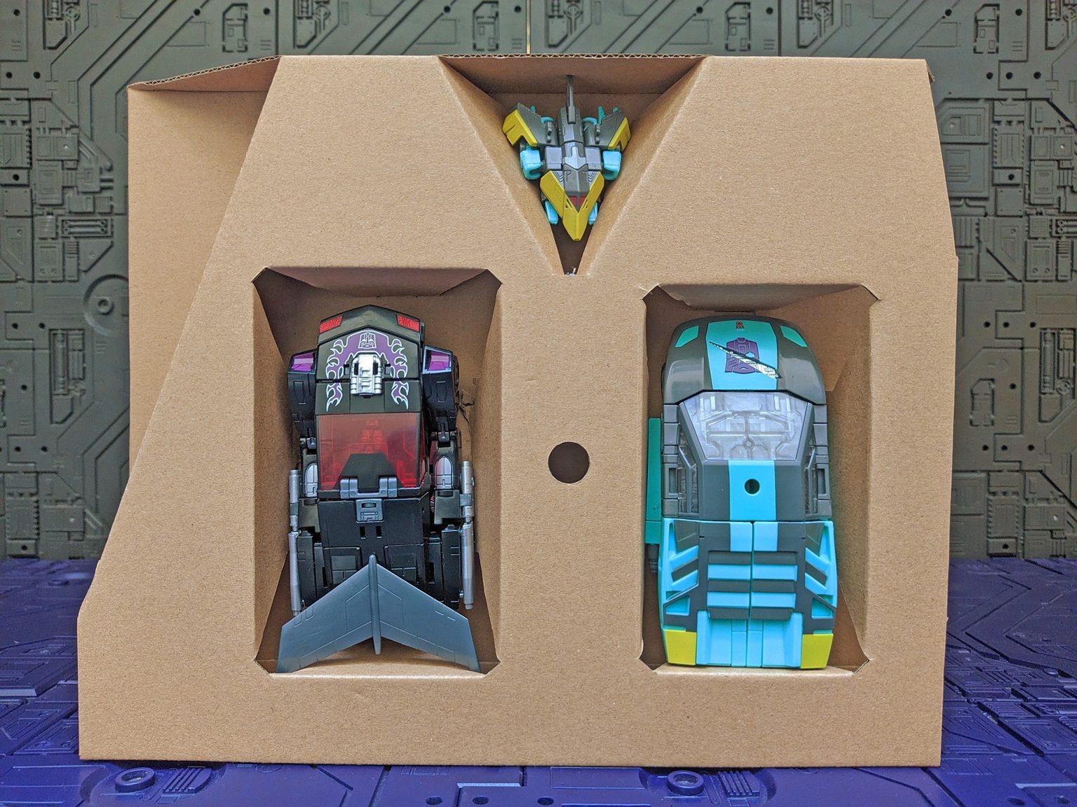 Foto Reseña: Transformers Generations Shattered Glass Collection ...