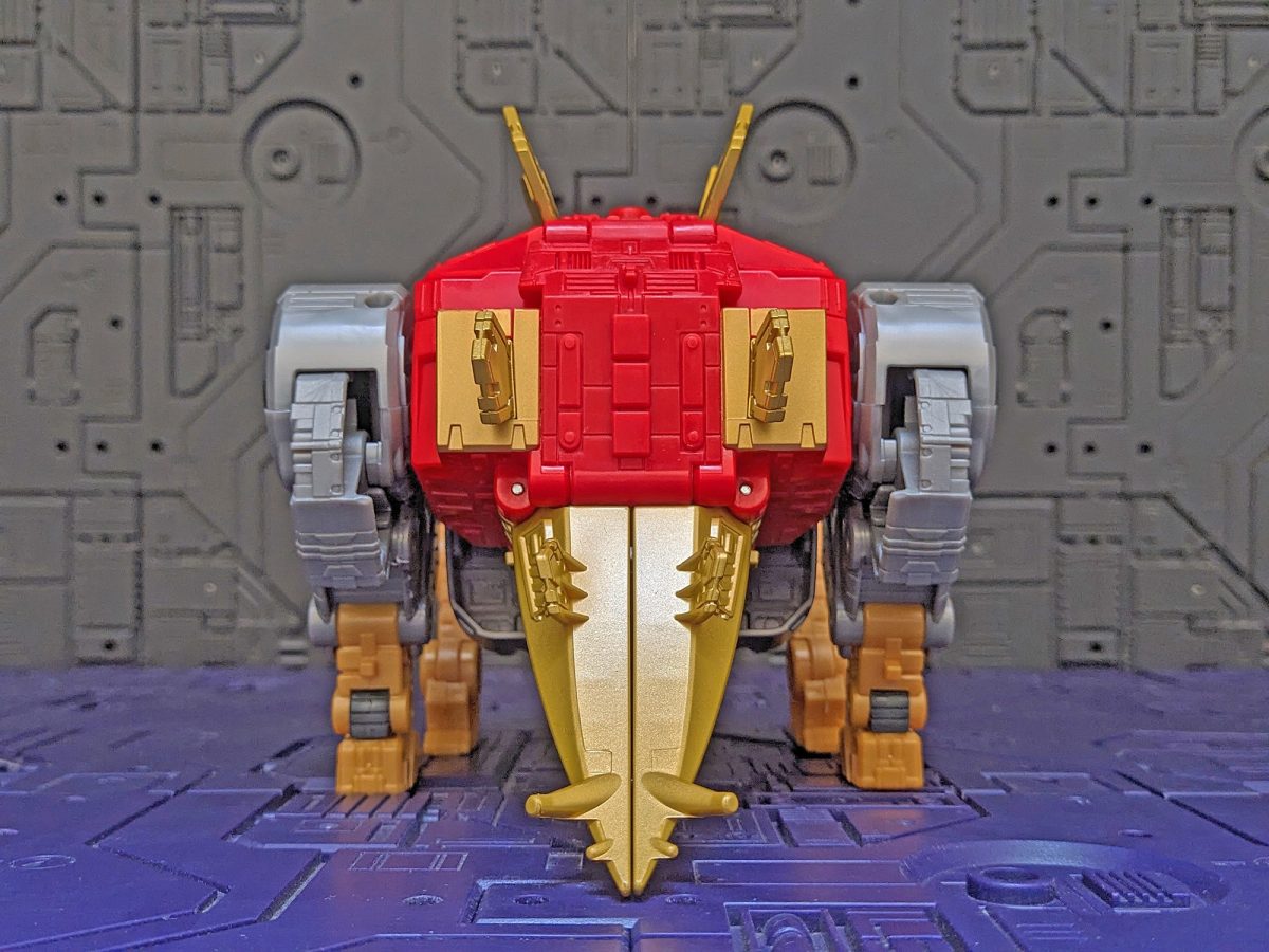 Foto Reseña: Trasformers Studio Series SS-111 Leader Class Dinobot Snarl – Cybertron 21
