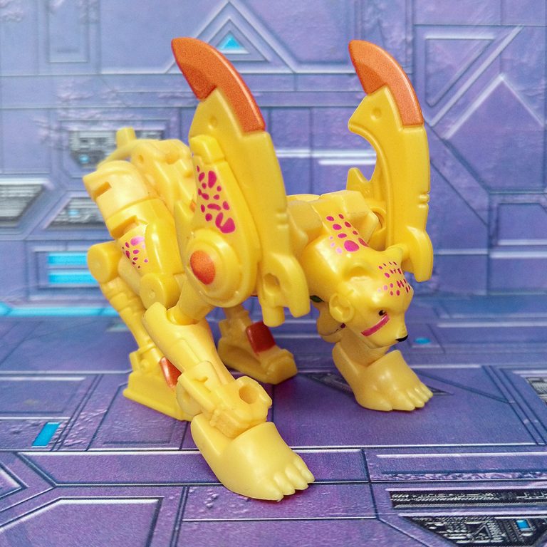 Foto Reseña: Legacy United Core Class Beast Machines Cheetor – Cybertron 21